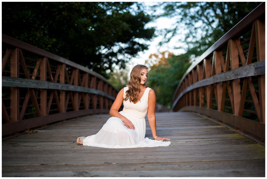 Laura Kaeb | Senior - Mager Image Weddings, Elopements, & Boudoir